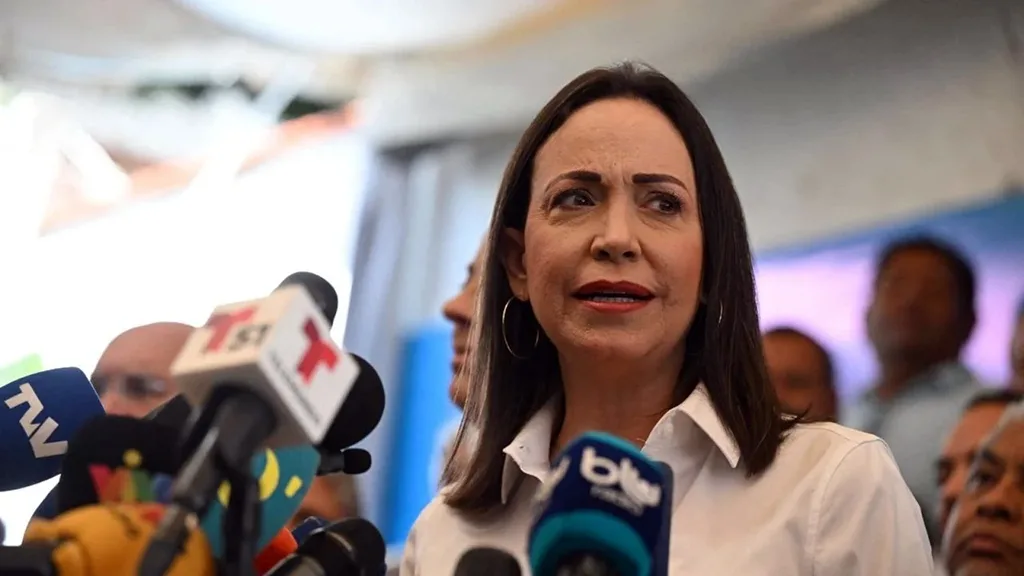 María Corina Machado promete regresar a Venezuela "lo antes posible"