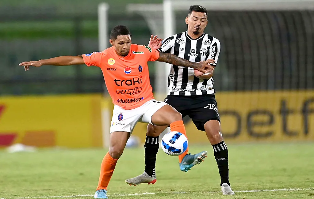 Venezolano Keiber Lamadrid es fichado por el West Ham United