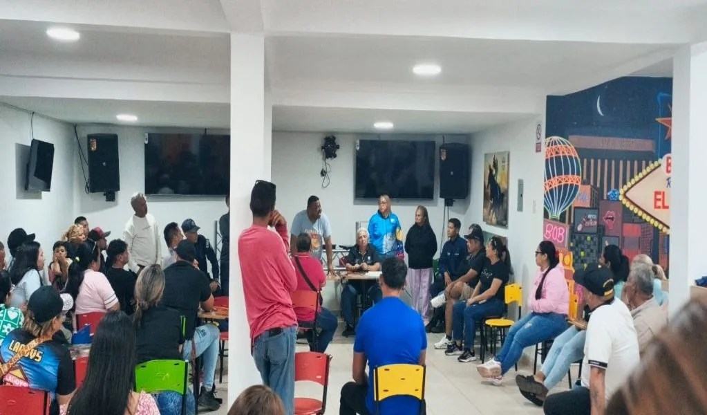 Impulsan asesoría a comerciantes del municipio Simón Bolívar