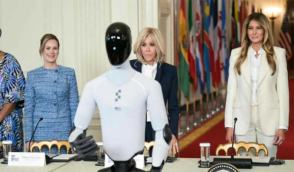 Melania Trump presenta al humanoide "Figure 3" en la Casa Blanca (Video)